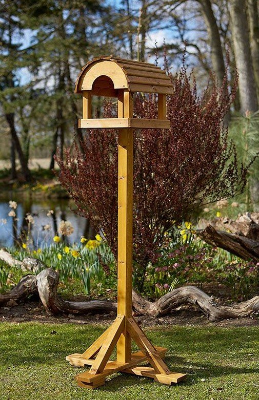 Tom Chambers Vermont Bird Table - BATA Ltd