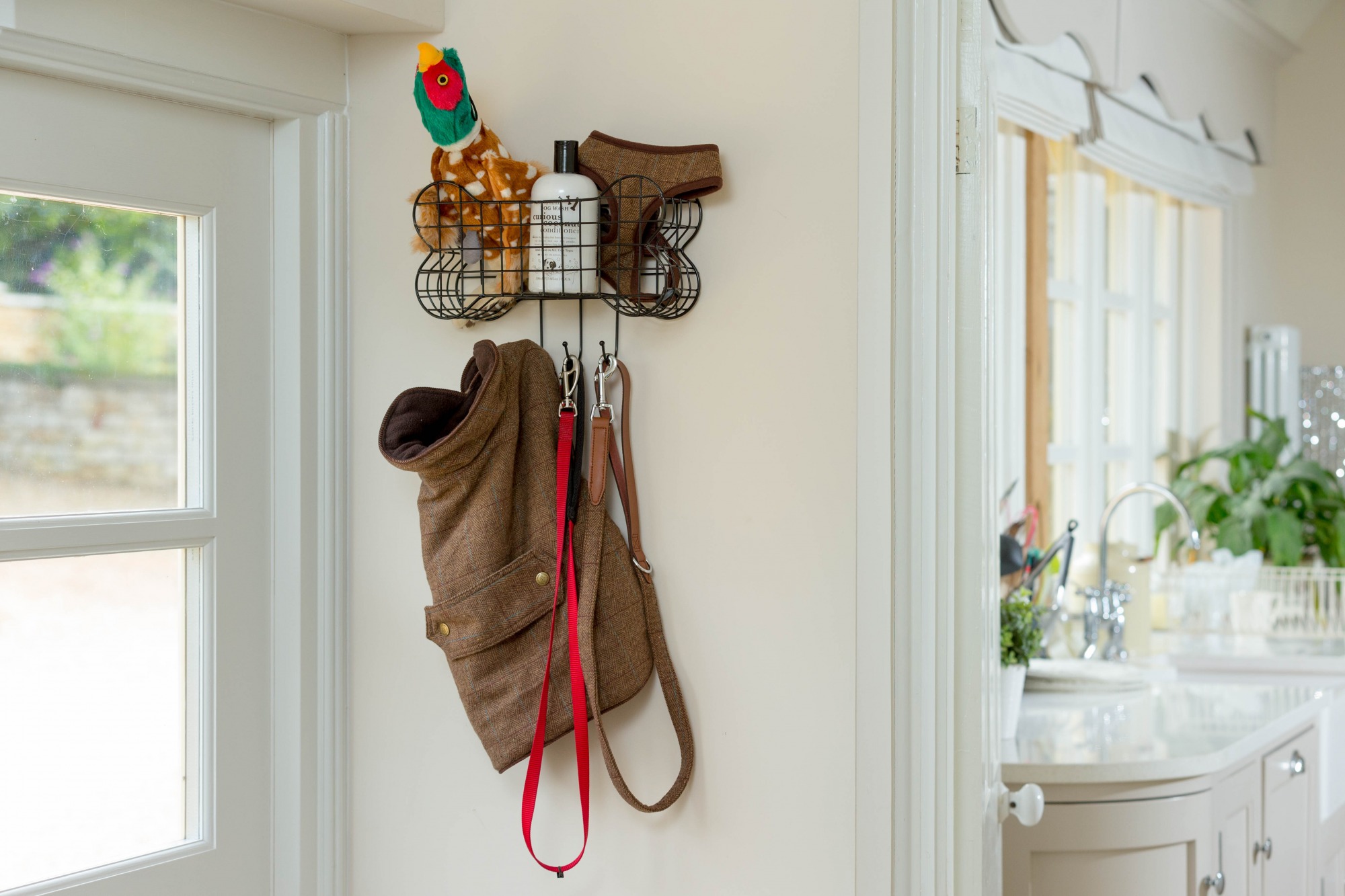 House of Paws Dog Bone Wire Storage Shelf - BATA Ltd